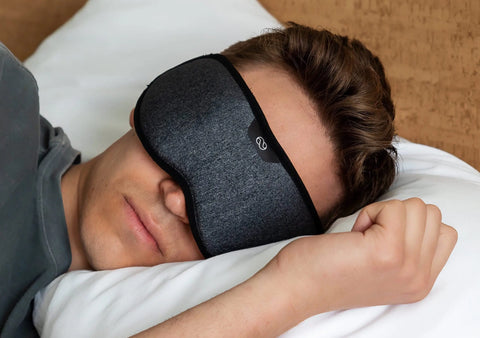 Lumos Mask: Light Therapy for Jet Lag, Night Shifts, Restoring Sleep ...
